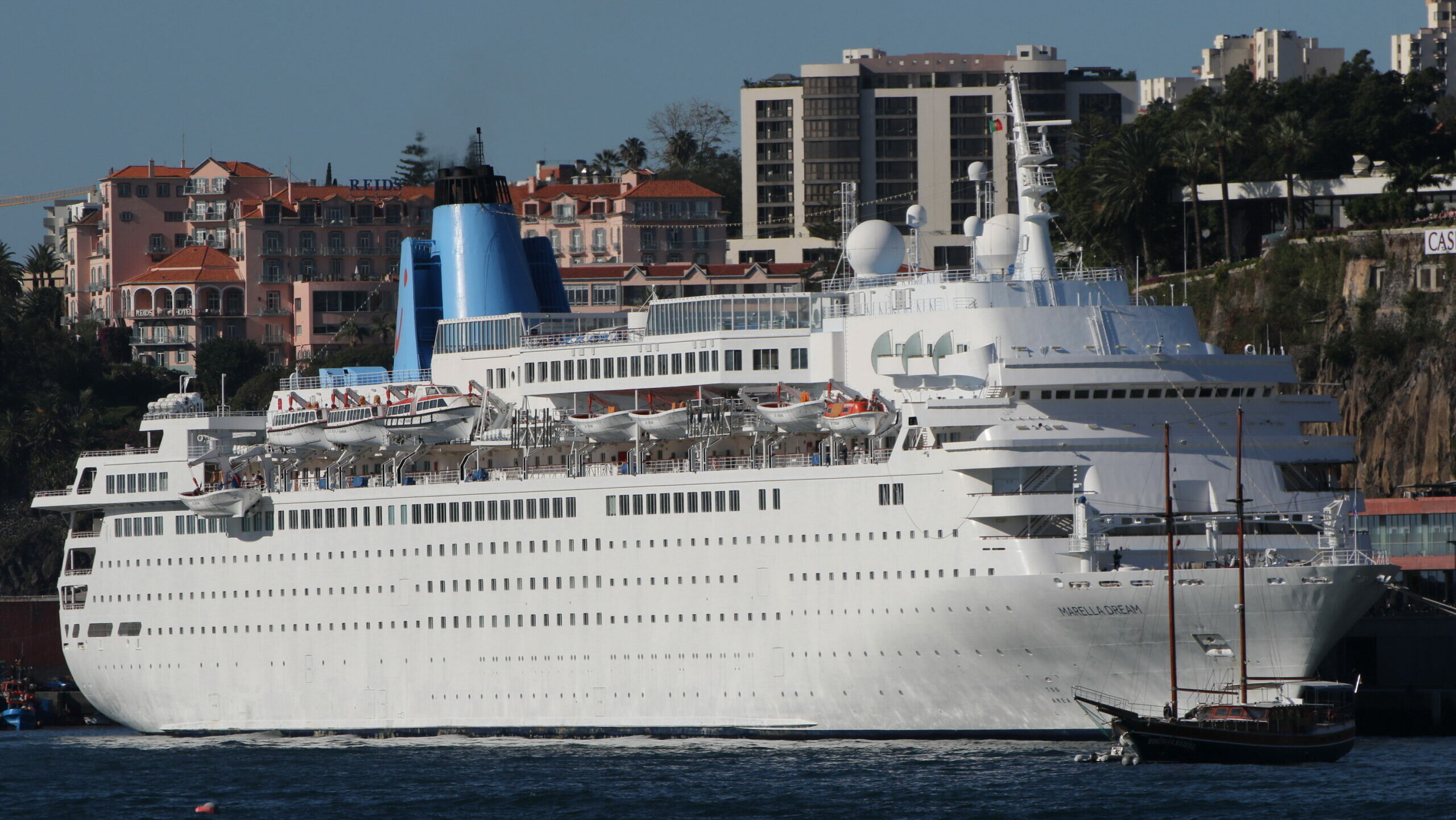 Kreuzfahrtschiff MARELLA DREAM – ship-spotting.de