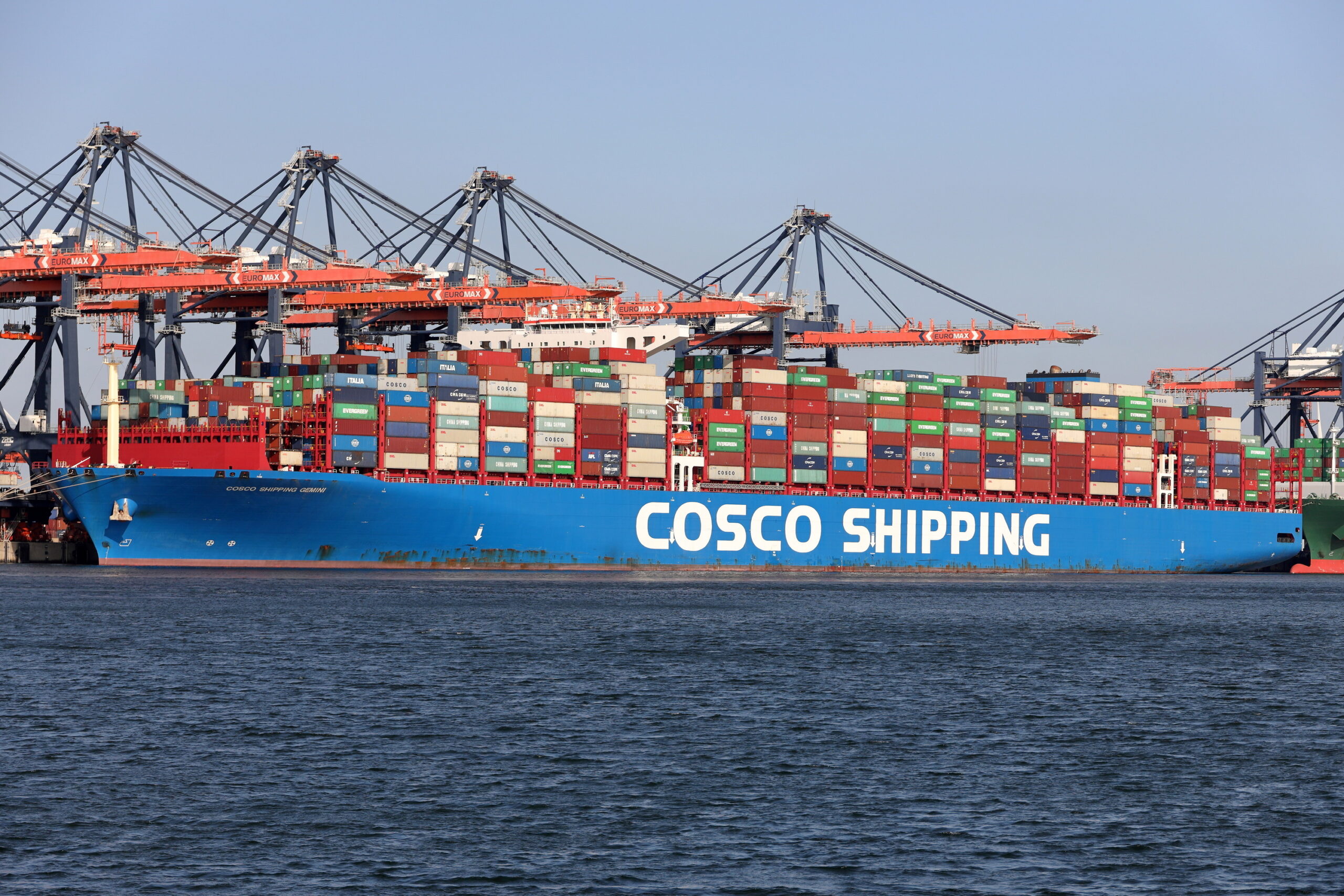 Containerschiff COSCO SHIPPING UNIVERSE – ship-spotting.de