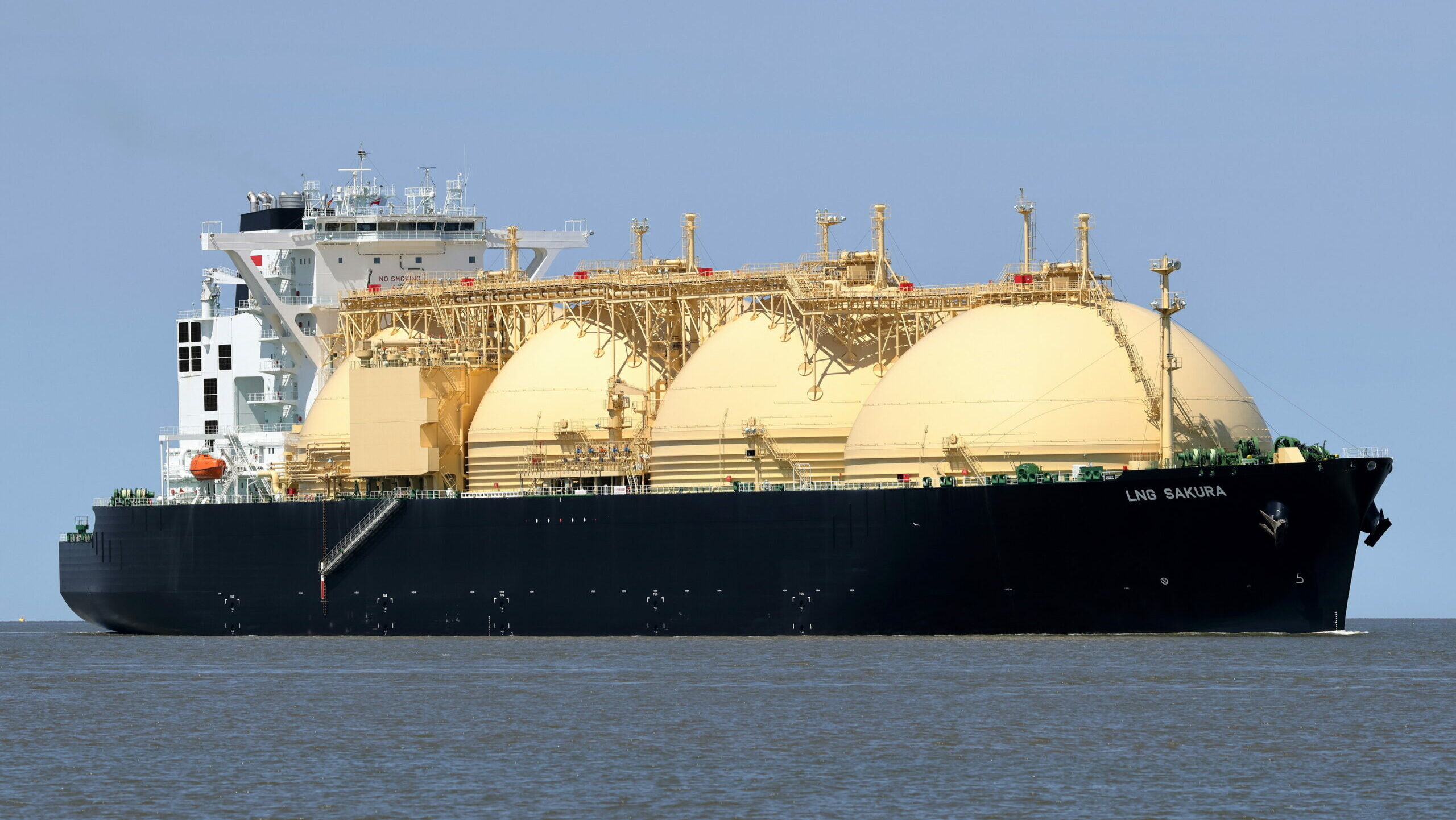 LNG Tanker LNG SAKURA – ship-spotting.de