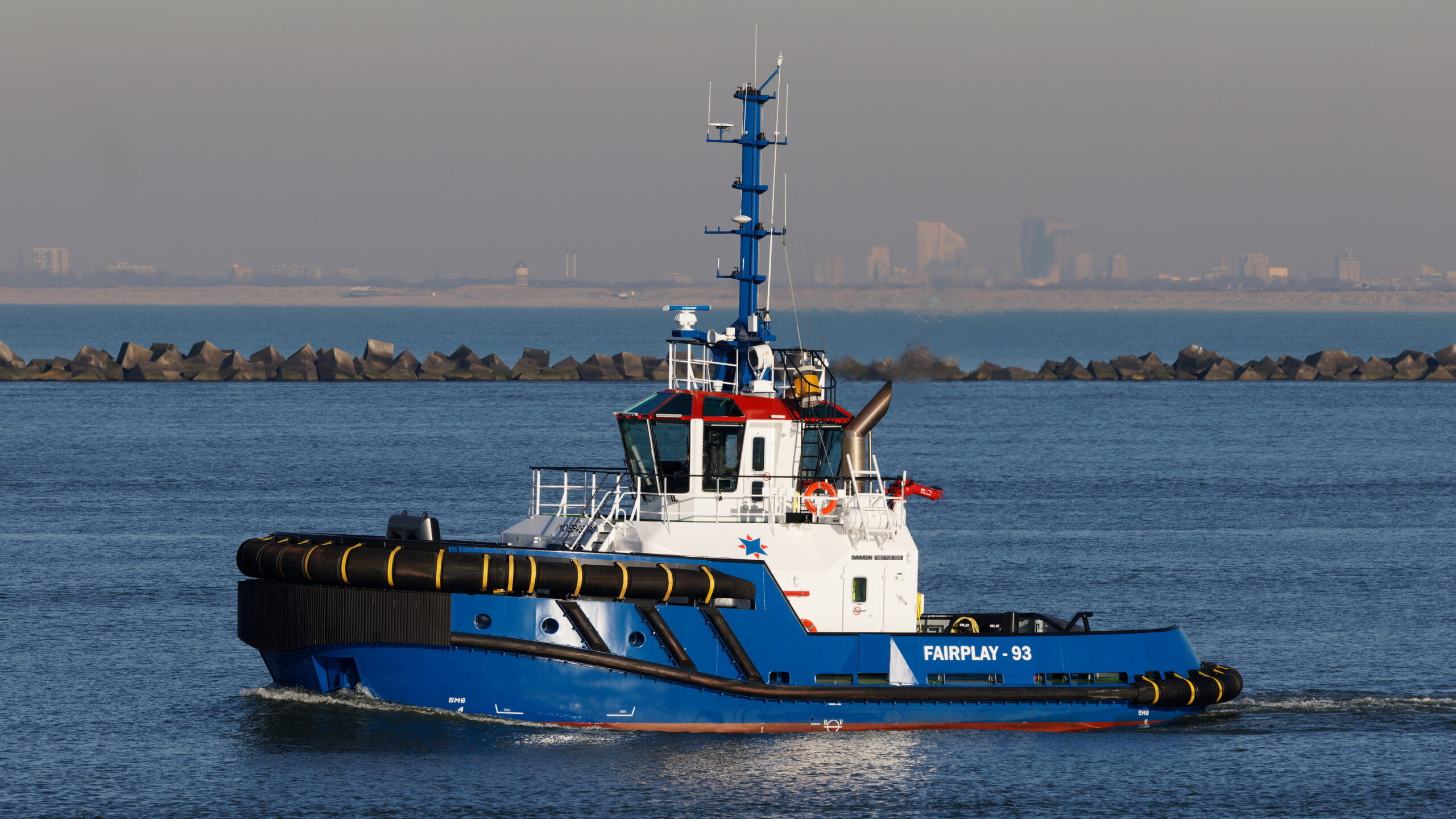 Hafenschlepper FAIRPLAY-93 – ship-spotting.de