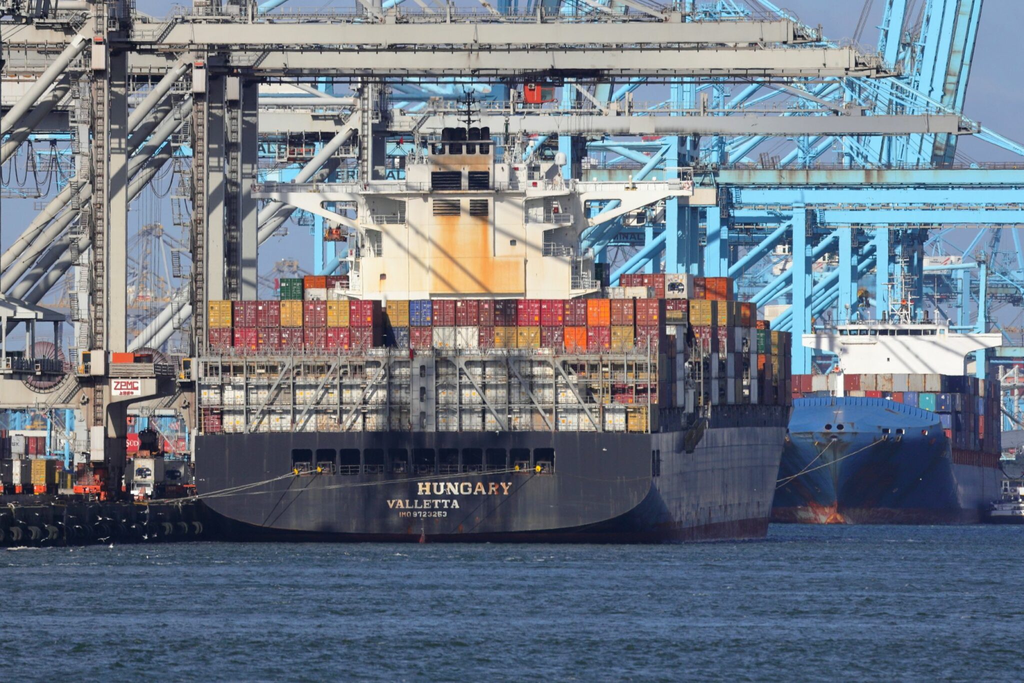 Containerschiff BREMERHAVEN EXPRESS – ship-spotting.de