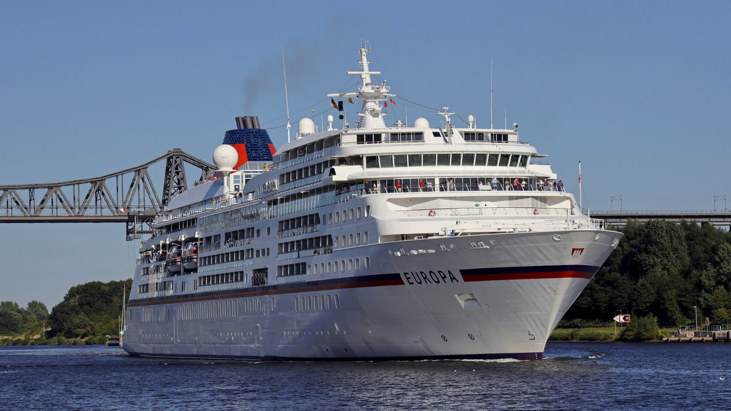 Kreuzfahrtschiff EUROPA – ship-spotting.de