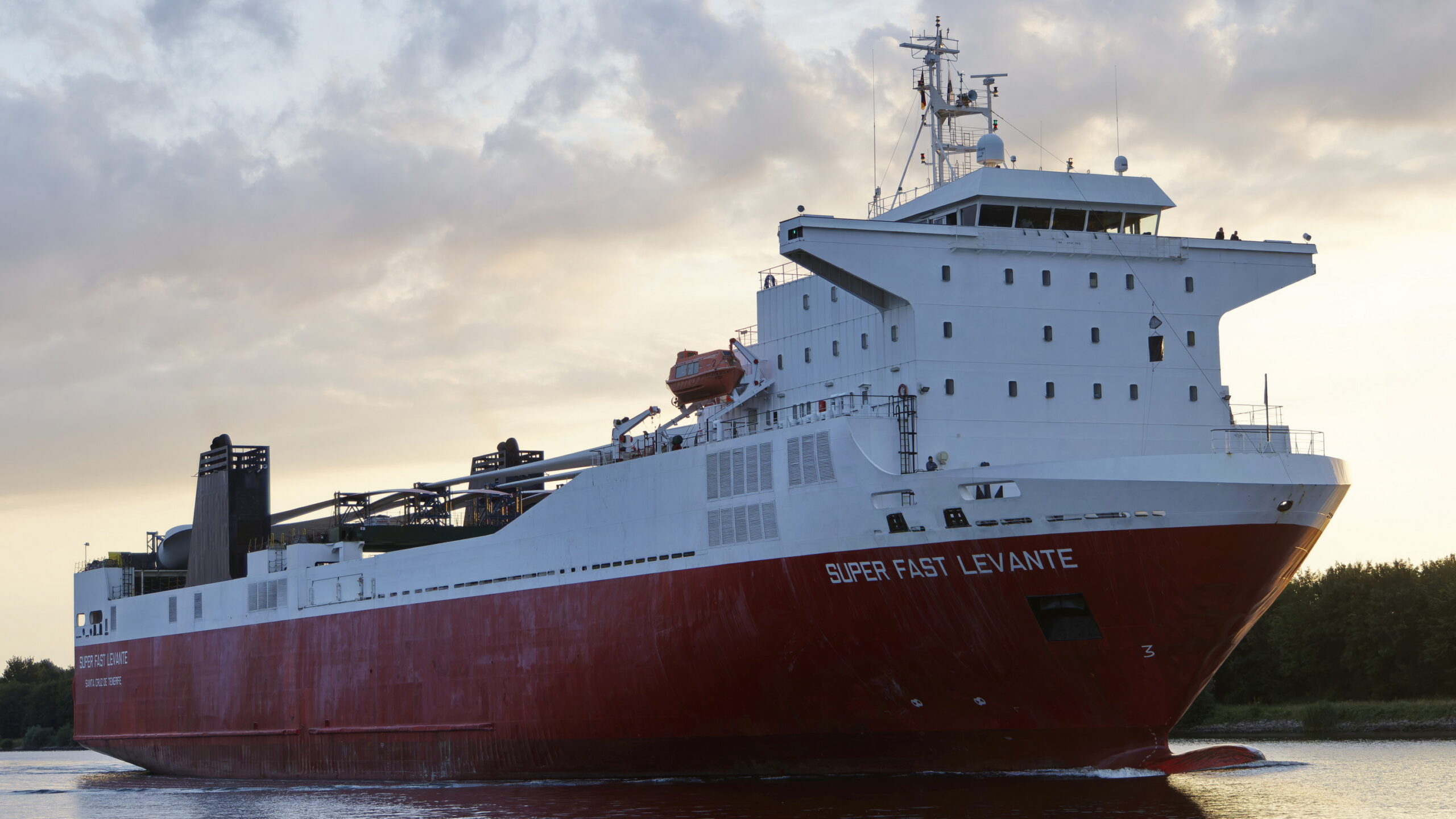 Super Fast Levante – ship-spotting.de